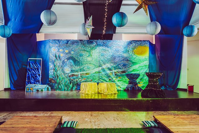 Van Gogh Starry Night Prom Theme